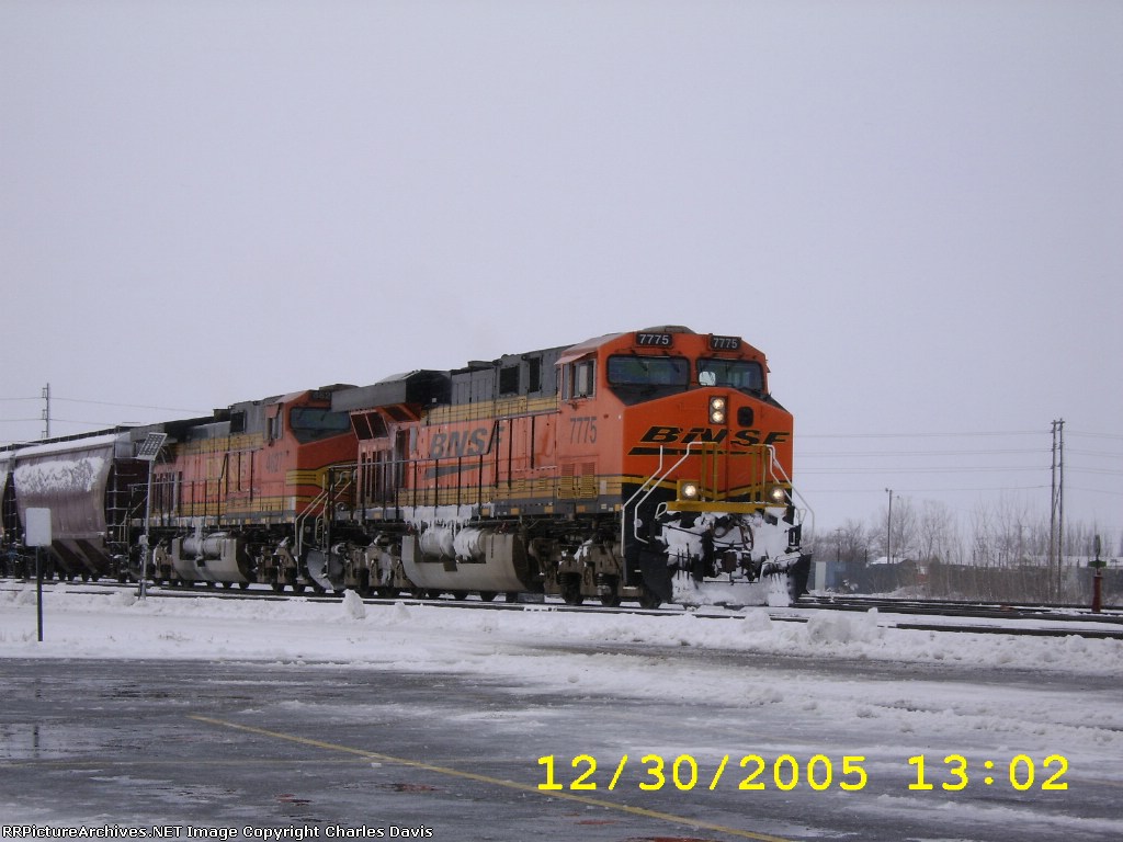 BNSF 7775